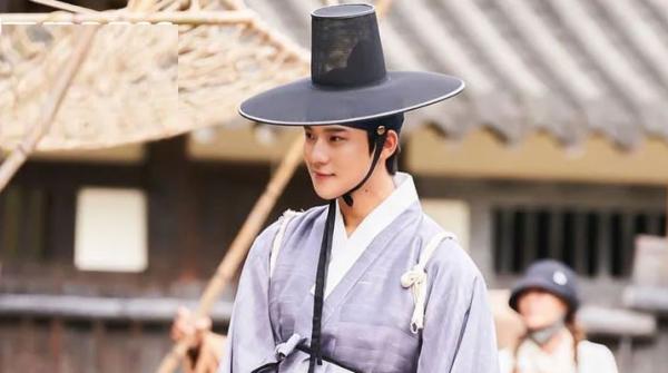 Tiểu sử Moon Sang Min: Chàng thế tử gây ấn tượng mạnh