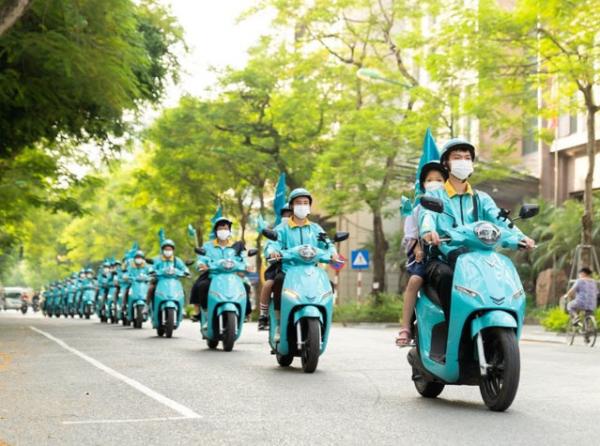VinFast bất ngờ cho ra mắt xe ôm công nghệ xanh phục vụ tài xế Gojek ...